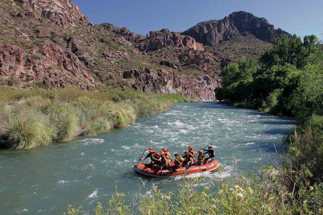 El río Atuel, donde se respira aventura | Semanario Extra